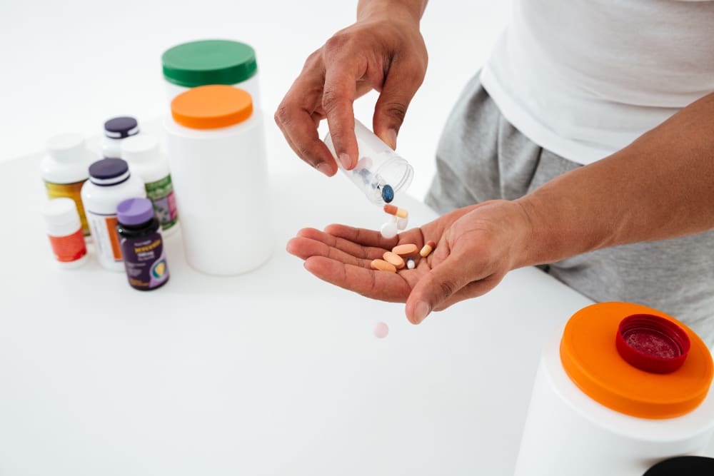 Pain Relief Options: OTC Medications Explained by Experts